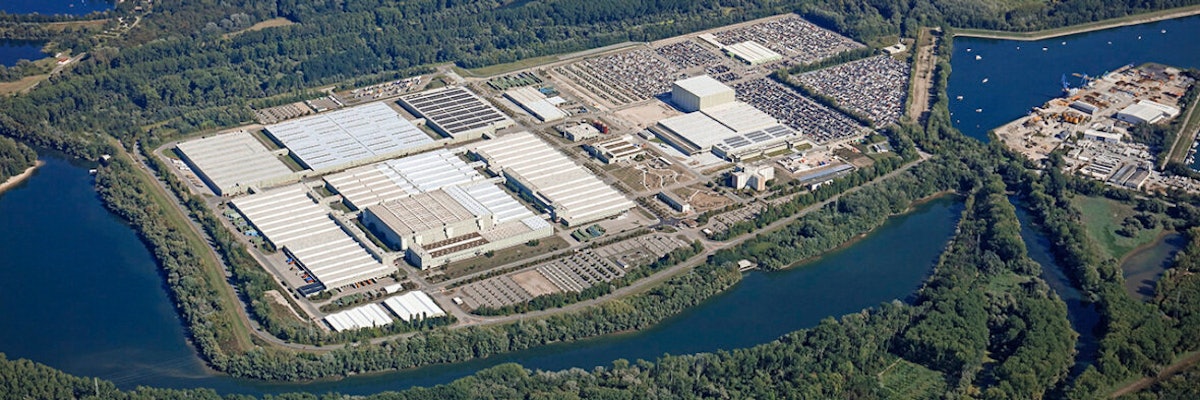 Mercedes-Benz Global Logistics Center Celebrates 30 Years with New ...