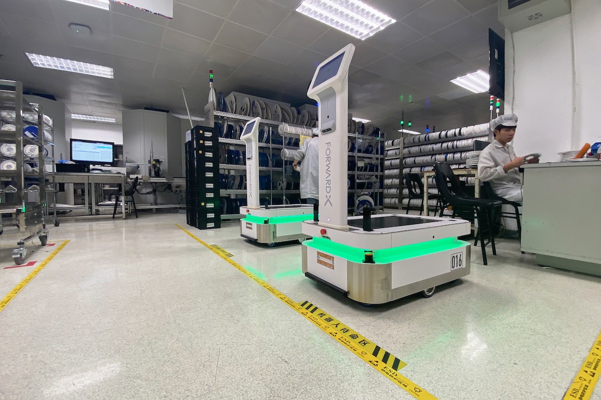 TCL Deploys ForwardX AMRs for 5G-Enabled AMR Project | Supply & Demand Chain Executive